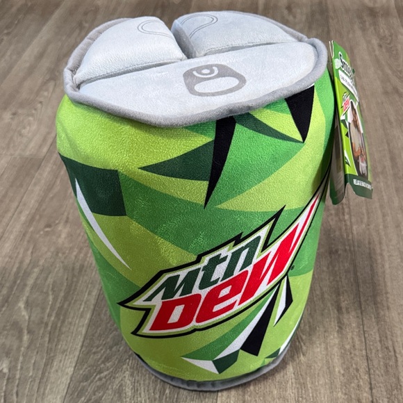 Snuggie | Bedding | Nwt Snuggie Mountain Dew 2in Pillow And Snack Tray ...